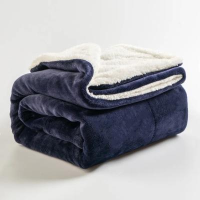 China Soft Knitted 130*110cm Reversible Polyester Blanket Microplush Custom Color Plush Throw for sale