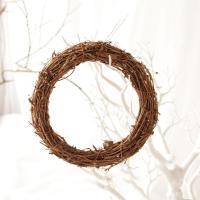 China Festive Window and Door Hanging Rattan Ring Artifi for 35cm Natural Grapevine Wreaths for sale