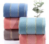 China Highly Absorbent 32S Cotton Towel with Gold Edge and Solid Color Cut Pile Pattern for sale
