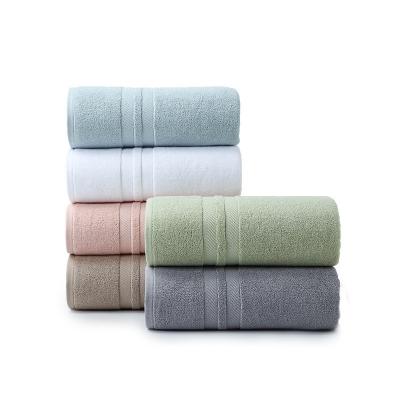 China Thickened Striped Pattern Hotel Towel Set Made of Pure Cotton Fabric for Luxury Bathing for sale