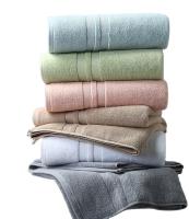 China Thickened Striped Pattern Hotel Towel Set Made of Pure Cotton Fabric for Luxury Bathing for sale