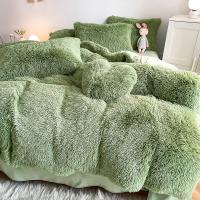 China RTS Moss Green Color Luxury Shaggy Warm Mink Velvet Crystal Bedding Set for Winter for sale