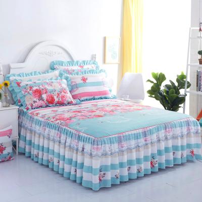 China Multifunctional Double Lace Bed Sheets with Bed Skirt and Pillow Case 100% Polyester for sale