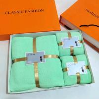 China Mesh Bag and Gift Box Included Microfiber Adult Towel Set Bath Towel 70*140cm for SPA for sale