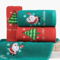 China Christmas Gift Box 100% Cotton Towel Set with Knitted Design and Custom Embroidery for sale