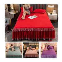 China Adult Child Comfort Fleece Flannel Bed Skirt Set Floral Print Double Layer Bedspread for sale