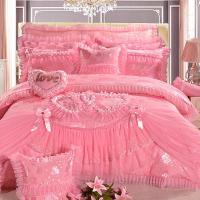 China Hotel Wedding Essential 100% Cotton Velvet Lace Bedding Set with Fitted Skirt Sheets for sale