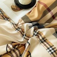 China Luxury Lattice Bear Fashion Design Duvet Cover Bed Sheets Set for Children and Adults for sale