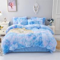China Blue Tie Dye Gradient Luxury Shaggy Duvet Bedding Set with 133x72 Fabric Density for sale
