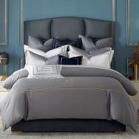 China Custom Cotton Hotel Bedding Set with Percale European Style and Luxury Embroidery Logo for sale