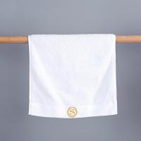 China Child-Proof White Hotel Towel Set with Pure Cotton Embroidered Personalization for sale