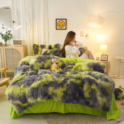 China Thickened Designer Bedding Sets 3-piece Warm Color Matching Plush Duvet for Home Wedding for sale