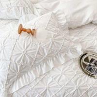 China Air-permeable 7 Pieces Fluffy Duvet Quilt Bedding Set with Matching Curtains for sale