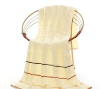 China ALL Age Group 70*140cm Pure Cotton Large Bath Towel with Excellent Water Absorption for sale