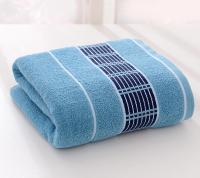 China Revolutionize Your Bath Experience with Our 70*140cm Bath Towel in Solid Color Stripes for sale