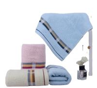 China Customizable Absorbent Cotton Towels for All Ages in Home and Hotels Custom Logo for sale