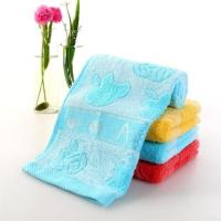 China Achieve Maximum Absorbency with Our Jacquard Pattern Wood Fiber Dark Adult Large Towel for sale