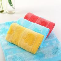 China Achieve Maximum Absorbency with Our Jacquard Pattern Wood Fiber Dark Adult Large Towel for sale