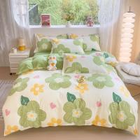 China 8PCS Printed Microfiber Bedding Sets with Matching Curtains in Customized Colors for sale