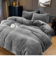 China Customized Size Velvet Bedding Set 4pcs Thick Flannel Fleece Duvet Cover for Winter for sale