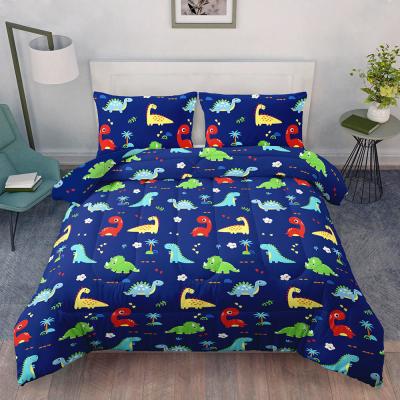 China Add a Touch of Sophistication to Your Bed with Geometric Pattern Flannel Bedding Set for sale
