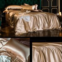 China Comforter Sets Bedding Made By 6A Grade 100% Mulberry Silk with 128x70 Fabric Density for sale