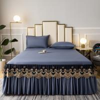 China Upgrade Your Bedding Game with this Queen Size Bedding Set 3 kg Fabric 100% Polyester for sale
