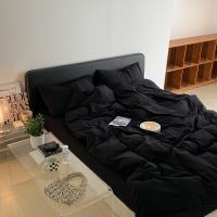 China 1.2m 4 feet King-Size Bedding Set in Solid Black Washed Cotton with Matching Curtains for sale