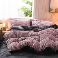 China Queen/King Size Fleece Velvet Duvet Cover Bedding Set with Winter Bed Sheet and Printed Pattern for sale