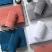 China Customized Polyester/Cotton Luxury Hotel Embroidery Bath Towel Set for Super Absorbency for sale