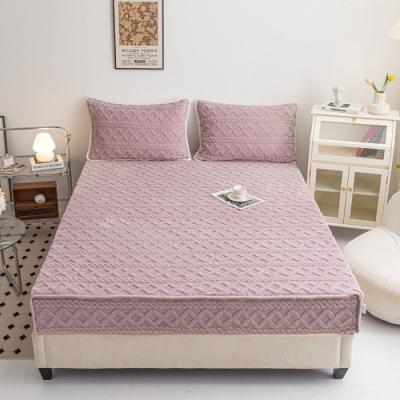China Single Piece Winter Warm Coral Velvet Bed Cover With Non-slip Mat Ideal for Home for sale