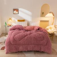 China Hotel Collection Reversible Comforter All-Season Warm Organic Breathable Puffy Quilt for sale