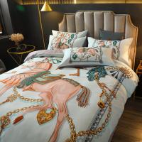 China Diagonal Pattern Designer Digital Printing 4 PCS Bedding Sets Color Fastness Grade 4 for sale
