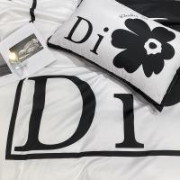 China Home Textiles Customized Color Bedding Set with Fitted Sheet and Designer Duvet Cover for sale