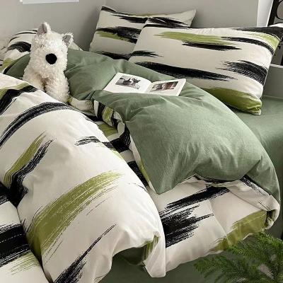 China Simple Fashion Customized Size Floral Bedding Set 2-2.5 kg Weight Plant Floral Design for sale