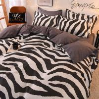 China Simple Fashion Customized Size Floral Bedding Set 2-2.5 kg Weight Plant Floral Design for sale