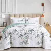 China Experience Ultimate Comfort with this 3 pcs Customizable Luxury Printed Quilted Set for sale