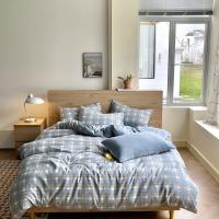 China Retro Style Checkerboard Linen Quilt Cover Bed Sheet Set for a Chic and Timeless Look for sale