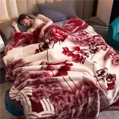 China Superior Double Layer Warm Soft Luxury Print Blanket Skin-friendly Nap Sleeping for sale