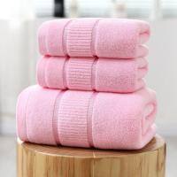 China Customizable 5 Star Bath Towel Set Made of Hypoallergenic Cotton Hot Item for sale