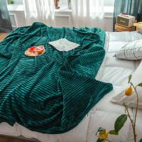 China All-Season Green Coral Fleece Throw Blanket for Office Nap Yes Customized Solid Color for sale