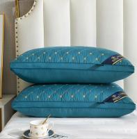 China 1.5-2 Kg Hilton Pillow Double Line Custom and Soft Hotel Bed Pillows for Hot Discounts for sale