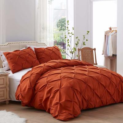 China Queen Size Solid Pinch Pleat Pintuck 3-Piece Duvet Cover Set with Diamond Embroidery for sale