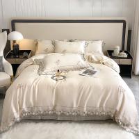 China All-Season White Silk Queen King Size Bedding Set with Handmade Embroidery Lace Side for sale
