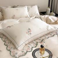 China All-Season White Silk Queen King Size Bedding Set with Handmade Embroidery Lace Side for sale