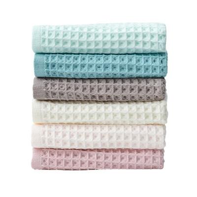 China 30*34cm Reusable Waffle Weave Kitchen Towels 100% Cotton Dish for Your Cleaning Needs for sale