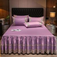 China Add Style and Comfort to Your Bedroom with Bed Skirts in Polyester Cotton Fabric for sale