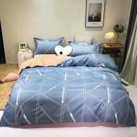 China 130 * 70 Fabric Density Bedding Set with Geometric Pattern and Customized Design for sale