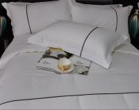 China Hotel Bed Sheet Set in 100% Cotton with 300tc Thread Count and GOOSE DOWN Filling for sale