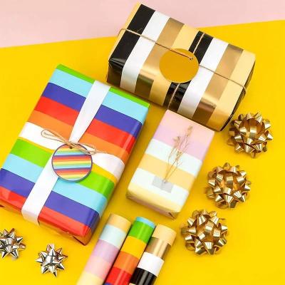 China Eco-Friendly Printed Gift Wrapping Paper - Custom Sizes with Recycled Materials and Non-Toxic Inks for sale